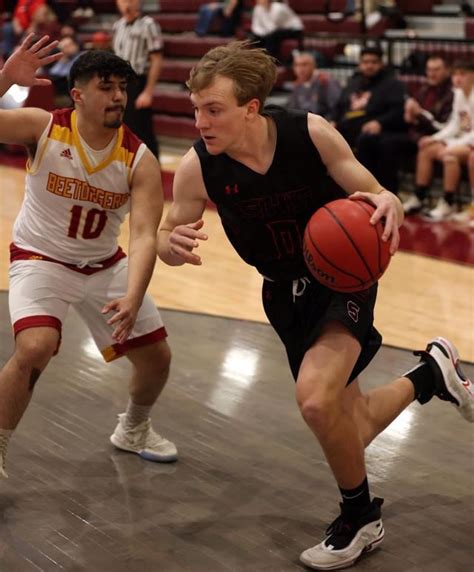 Jake Gilbert All Around Midamerica Nazarene University Nil Profile