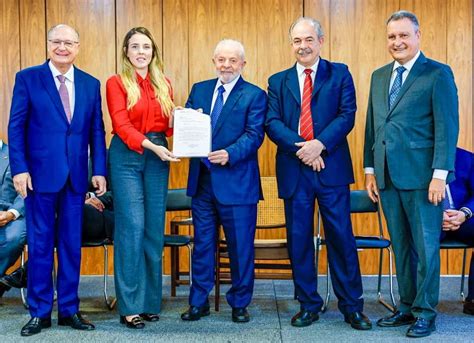 Governo Federal anuncia R 1 bilhão em investimentos para o Ceará Cn7