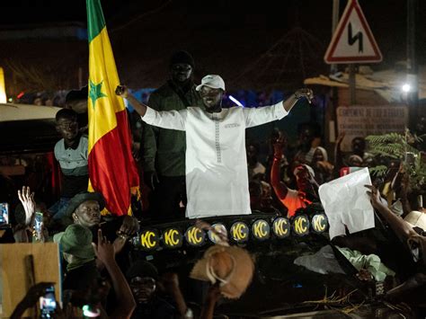 Présidentielle Au Sénégal Le Pds Apporte Son Soutien Au Candidat