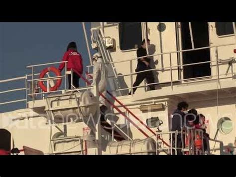 Migranti Ocean Viking Sbarca Al Porto Di Carrara Con 95 Persone Di