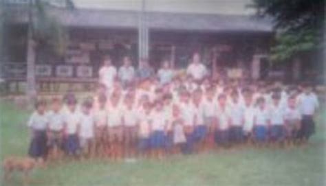 Photo Gallery เชื่อหรือไม่ ทั้งโรงเรียนมีครูคนเดียว เป็นครูใหญ่จนถึงภารโรง ครูใหญ่สร้าง ร ร