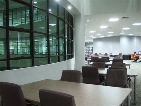 Aku Tetap Aku ™ Uthm Ada Library Yang Super Cool