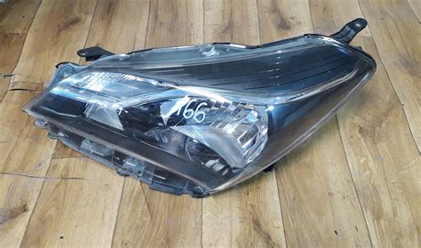 YARIS 3 III LIFT 2017 2020 REFLEKTOR LEWY Za 120 00PLN Z Kielce