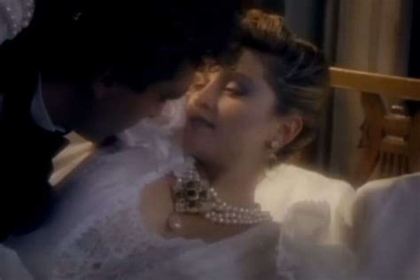 בתולה בת 40 ארבעה עשורים ללהיט הענק של מדונה ישראל היום