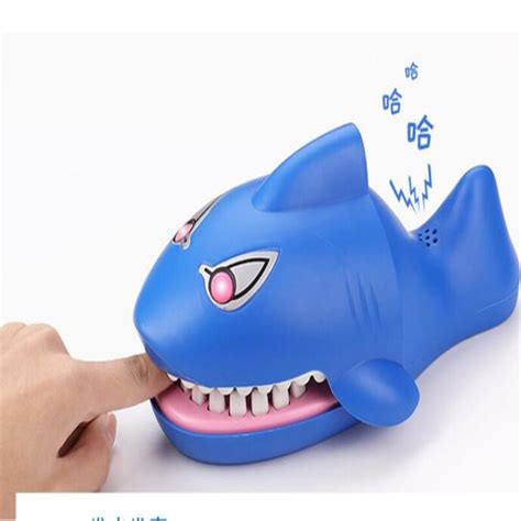 Novelty Plastic Biting Shark Board Table Games Pra Vicedeal