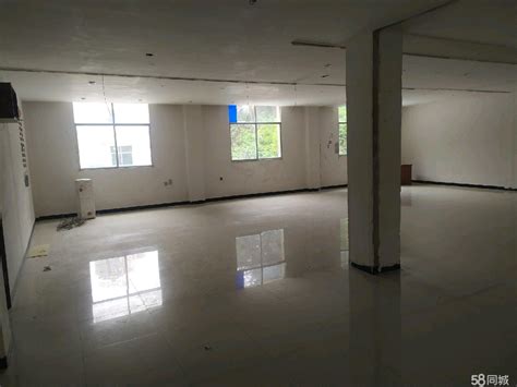 【1图】厂房库房出租新天花卉市场后面300米贵阳乌当保利温泉厂房仓库土地车位出租 贵阳58同城