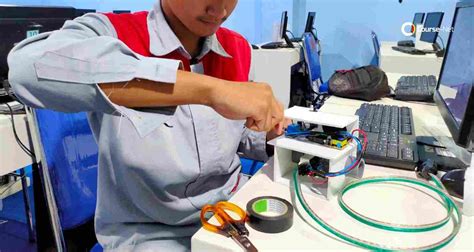 Smk Jurusan Teknik Komputer Dan Jaringan Tkj Karier And Kuliah