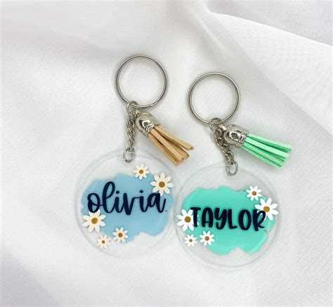 Personalized Acrylic Keychain Daisyfloral Vinyl Custom Name In 2023