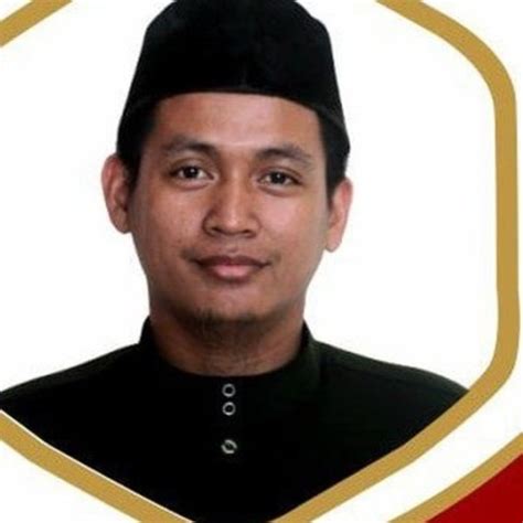 Musliadi Guru Bahasa Arab Di Makassar 50000 Rp Jam