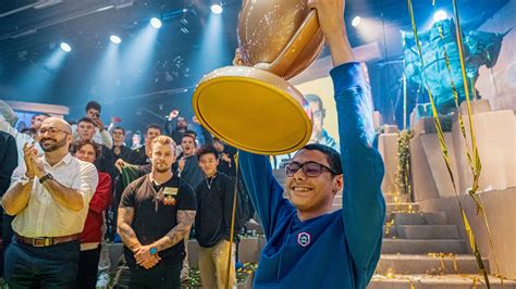 Mohamed Light Nuevo Campeón Del Mundo De Clash Royale