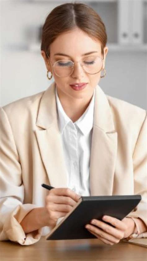 Top 7 Ways To Politely Deal With A Difficult Boss