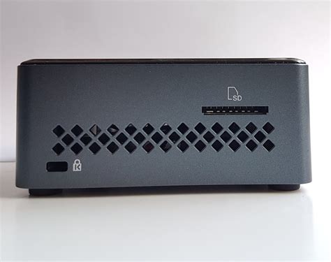 Gemini Lake Pentium NUC Review NUC7PJYH Overview 1 3 The NUC Blog