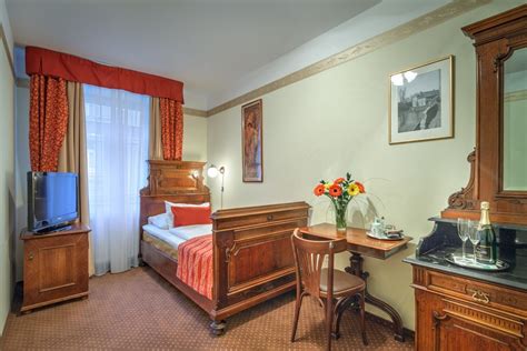 Hotel Mucha Praga Czechy Opinie Travelplanet Pl