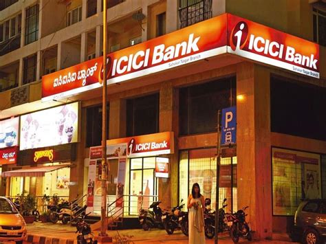 Icici Bank Q1 Results अप्रैल जून तिमाही में मुनाफा 15 बढ़कर ₹11059