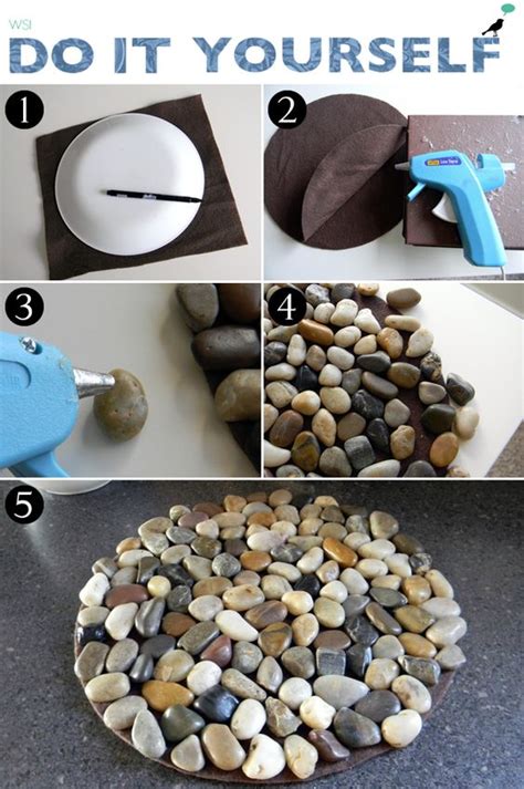 کاردستی با سنگ ، به همراه چوب و وسایل رنگ آمیزی پیانته