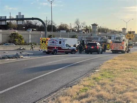 Man Killed In Crash Involving Suv That Evaded Officers On I 35