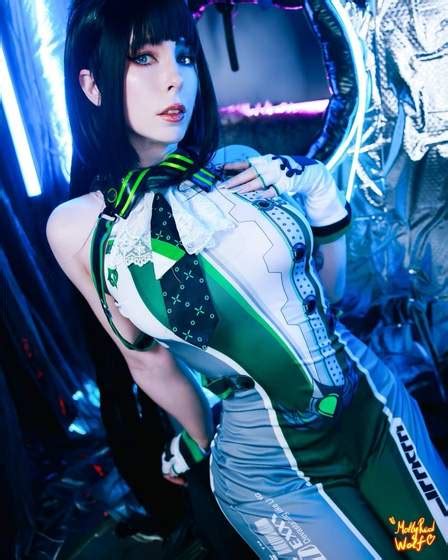 Mollyredwolf Eve Cosplay Cosplaycodex