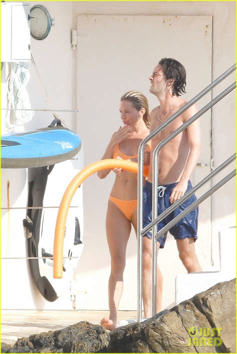 Sienna Miller Dives Off A Ladder During Swim In France With Oli Green