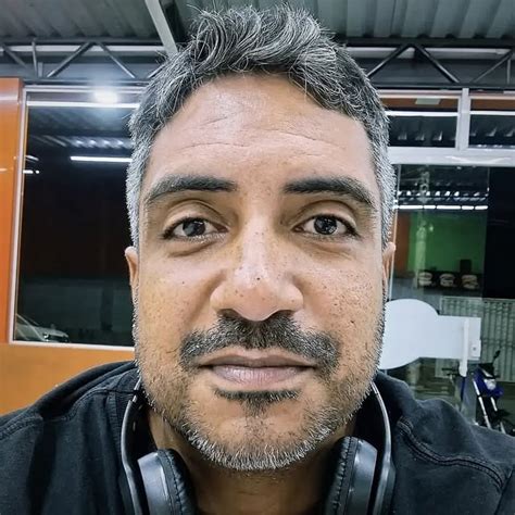 Roberto Ernandes Robertoernandesjr On Threads