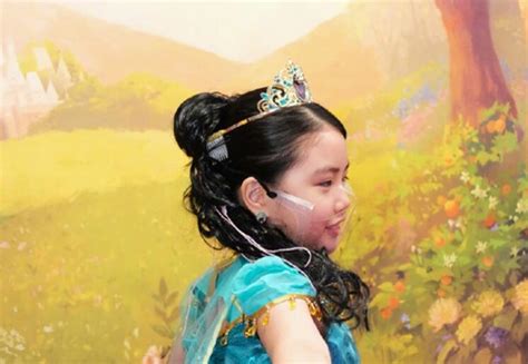 朱茵9岁女儿近照曝光，母女合照画面温馨，基因不会骗人凤凰网娱乐凤凰网