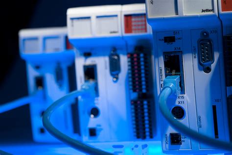 Jetter AG - JetWeb Generation 2 - vernetzt, kompakt und skalierbar ...
