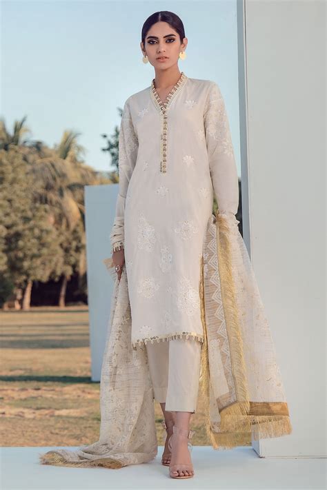 Alkaram Summer Lawn Designs Latest Suits 2021 Summer Collection 14