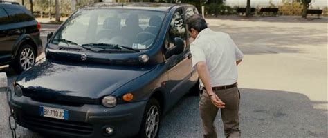IMCDb org 2001 Fiat Multipla 110 JTD ELX 1a serie 186 in È nata una