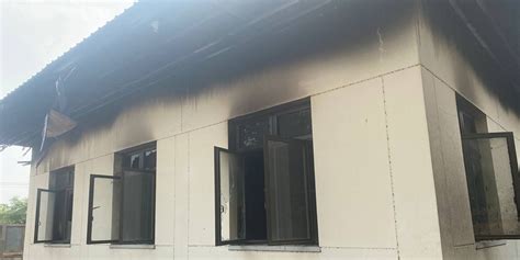 Dvb မန်ကျည်းကန်ရွာကို စစ်တပ်က လေကြောင်းမှပစ်ခတ်၊ ကျောင်းသား ၁ ဦးအား ပစ်သတ်ပြီး ပြည်သူ ၃၀ ကျော