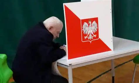 Comienzan Las Elecciones Generales En Polonia