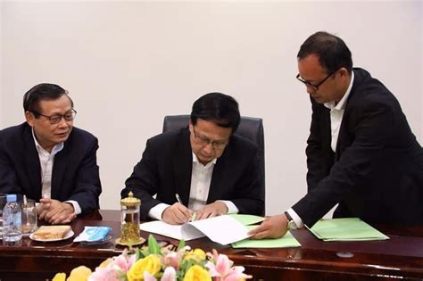 លោក វេង សាខុន ៖ សម្តេចបានជំរុញឲ្យប្រជាកសិករបន្តខិតខំចិញ្ចឹមសត្វបន្ថែមទៀត ជ្រូក មាន់ ទា និងត្រី