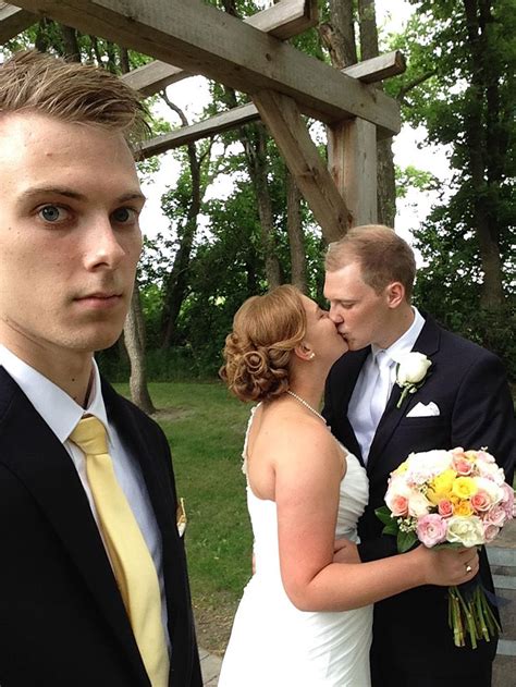 Man Documents His Life As The Third Wheel For 3 Years In Awkward