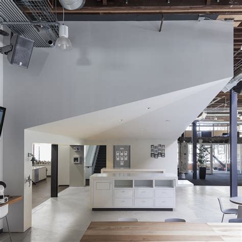 Galería De Oficinas Centrales De Pinterest All Of The Above First Office Schwartz And