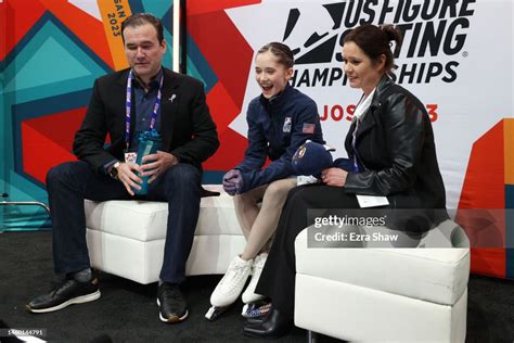 Isabeau Levito Reacts With Her Coaches Vyacheslav Kuznetsov And Yulia