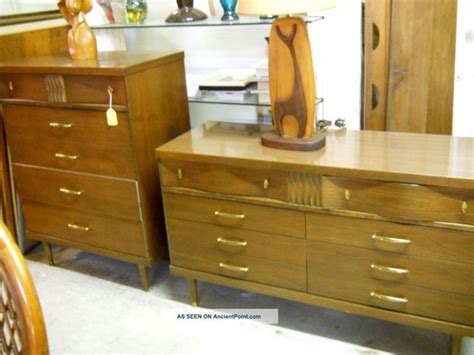 Vintage Bassett Bedroom Furniture At Julie Neel Blog