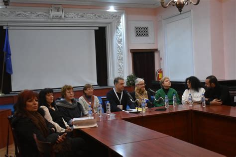 Сурвакарската група на гр Батановци и кукерската група при при НЧ