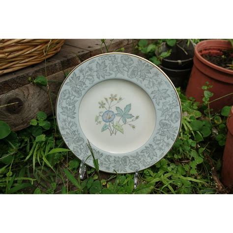 【sunshine Antiques】wedgwood Wildflower 英國骨瓷 茶杯組 小沙拉碗 中盤 蝦皮購物