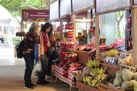 ส่งสุขปีใหม่ ตลาดนัดชาวดอย 10 วันเต็มมม ตั้งแต่ 27 ธ ค 67 5 ม ค 68