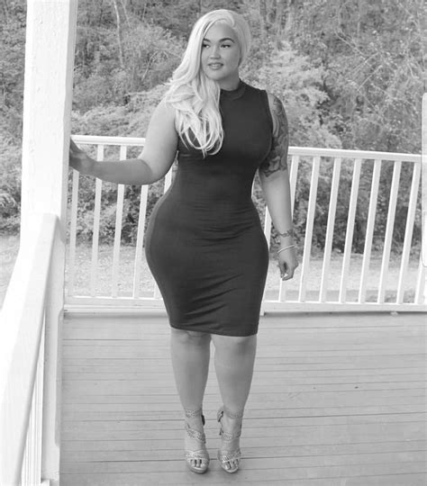 Pin By Jaison Vieira On Moda Plus Size Dress Bodycon Dress Model