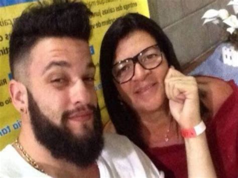 Filho é preso em flagrante suspeito de matar a mãe em condomínio a