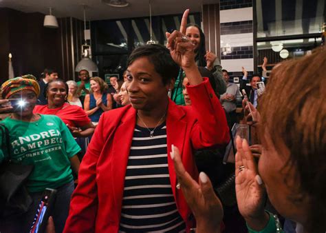 Massachusetts Women Poised For Historic Gains On Election Day Wbur News