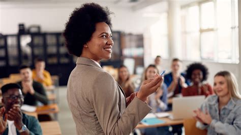 Projeto Escola De Elisas Oferece Formação Antirracista Gratuita Para
