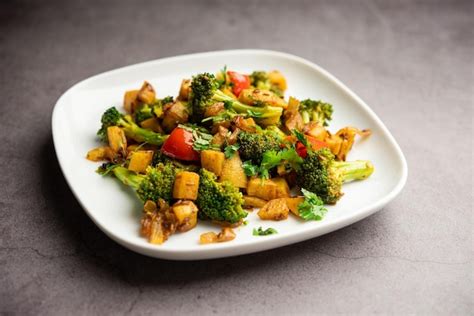 Premium Photo Indian Style Broccoli And Aloo Poriyal Or South Indian