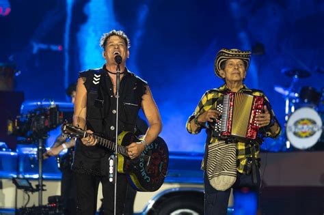 Carlos Vives Le Dedica Reconocimiento Como Persona Del Año De Los Latin