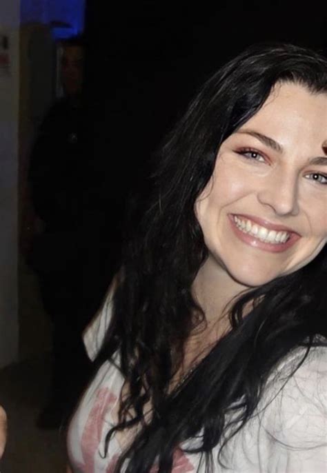 Amy Lee 💙 Amy Lee Amy Caras