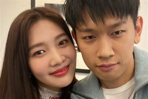 ‘조이♥ 크러쉬 경사 터졌다… “진짜 축하합니다” 논현일보