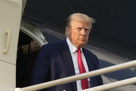 One Image One Face One American Moment The Donald Trump Mug Shot The Japan News
