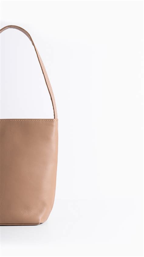 Nude Embroidered Bucket Bag Elva