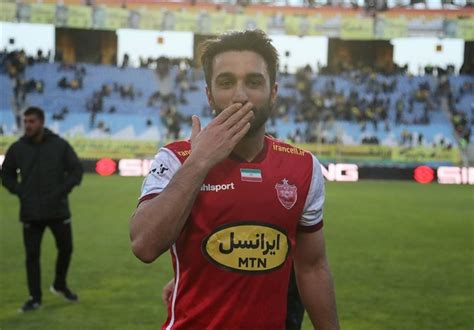 نعمتی امیدوارم گل های من و بردهای پرسپولیس ادامه دار باشند می توانیم