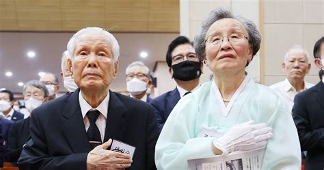 이승만 전 대통령 추모식 참석한 이인수 박사 부부