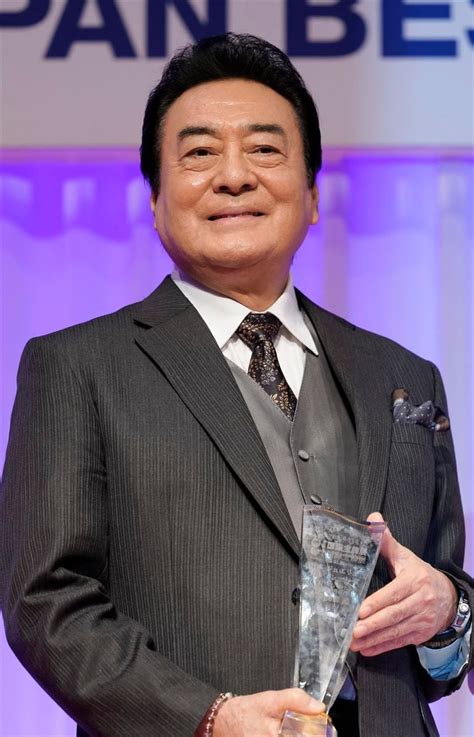 もうすぐ「父の日」 「父親」と聞いてイメージする芸能人 3位高橋英樹、2位宇津井健さん1位は？ オトナンサー
